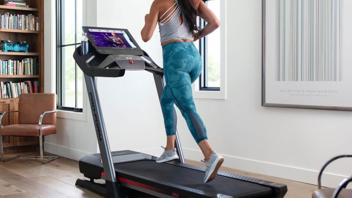 PRO 9000 Treadmill | BodyStack